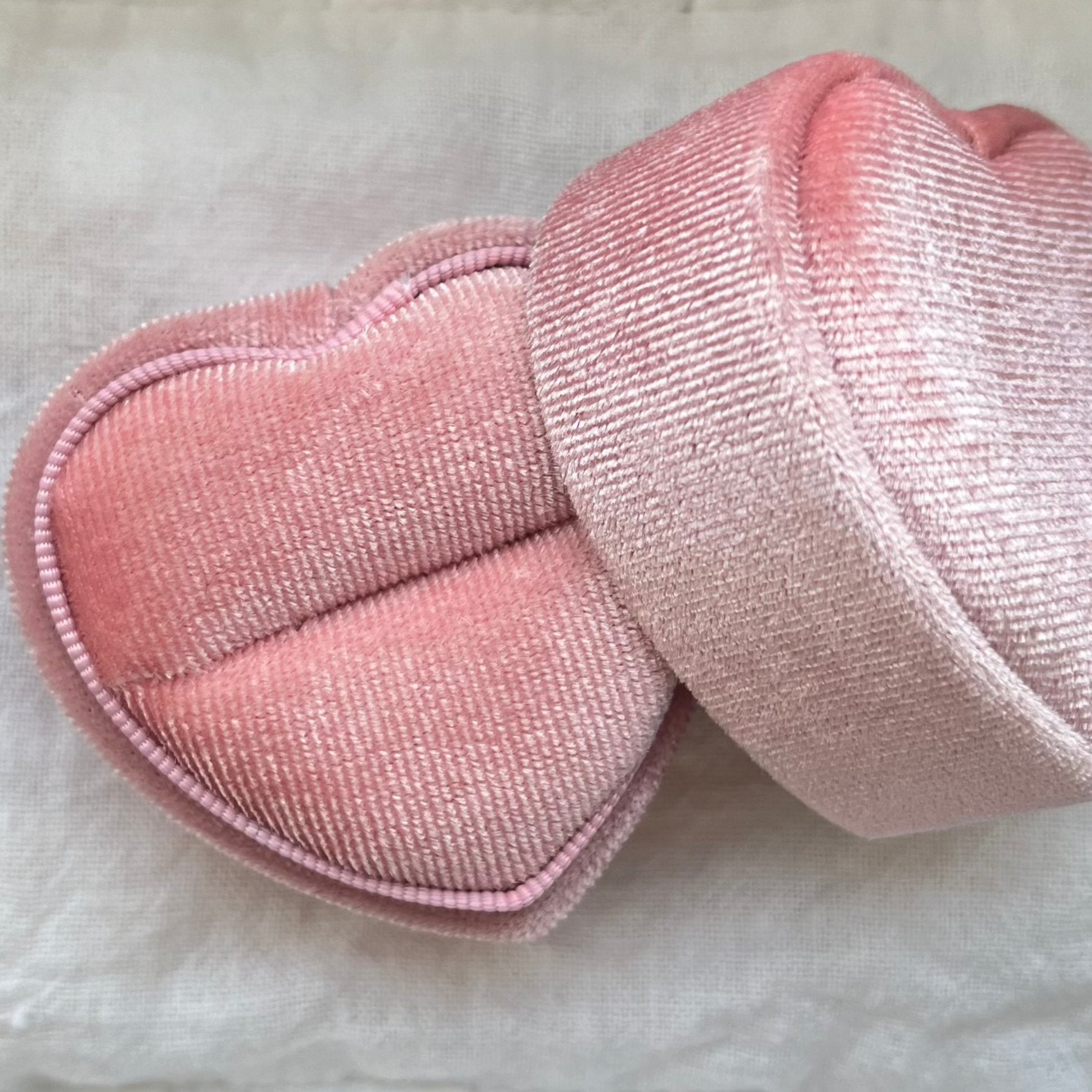 Gift Boxes – deLight Jewel